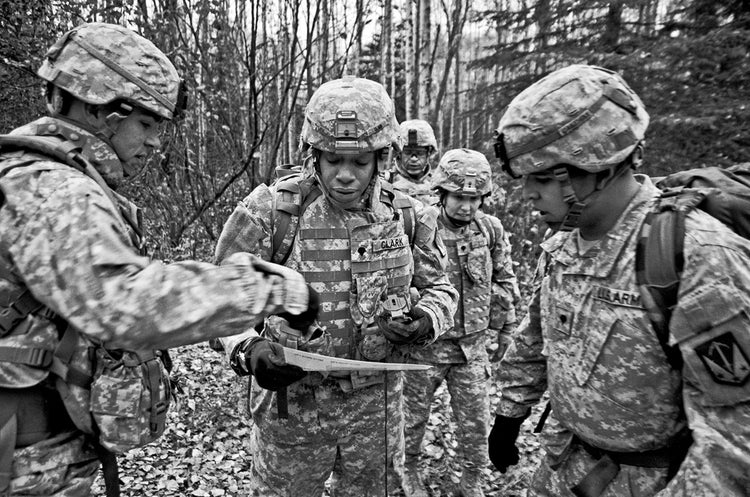 How to Use a Lensatic Compass – Brunton