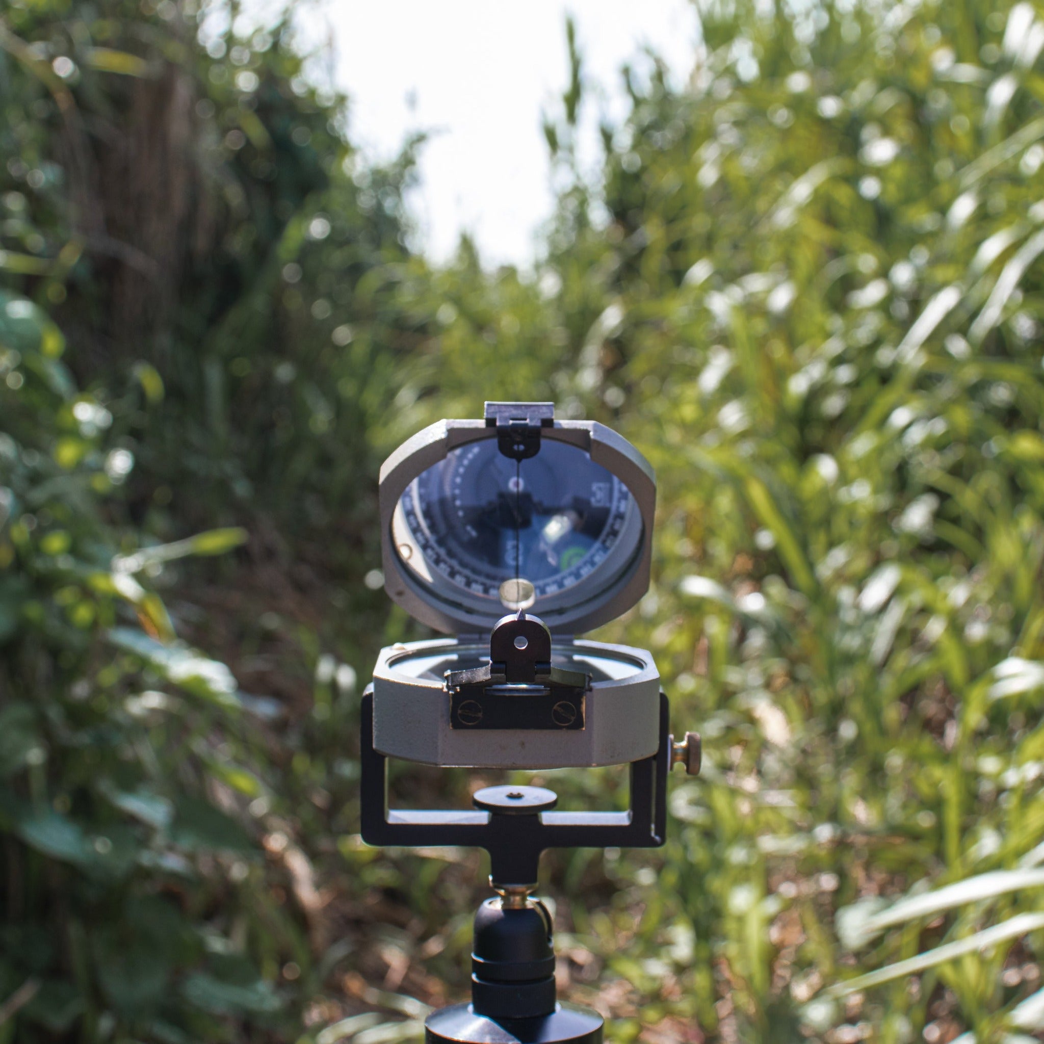 Ball & Socket Transit Mount | Brunton | Made in USA
